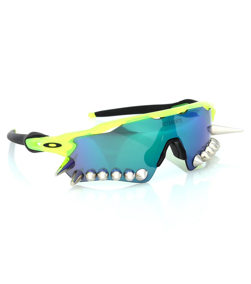 X Oakley Spikes Sunglasses Vetements Mytheresa