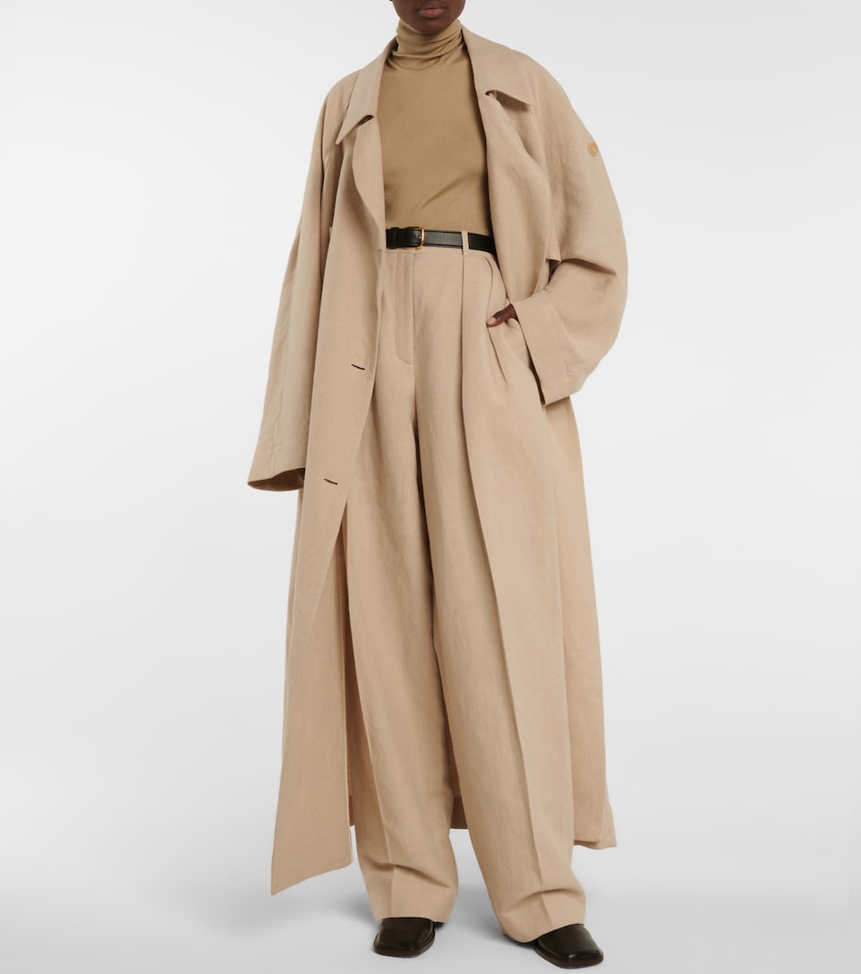 Age-appropriate low-cut clothing, and where to find it ...
