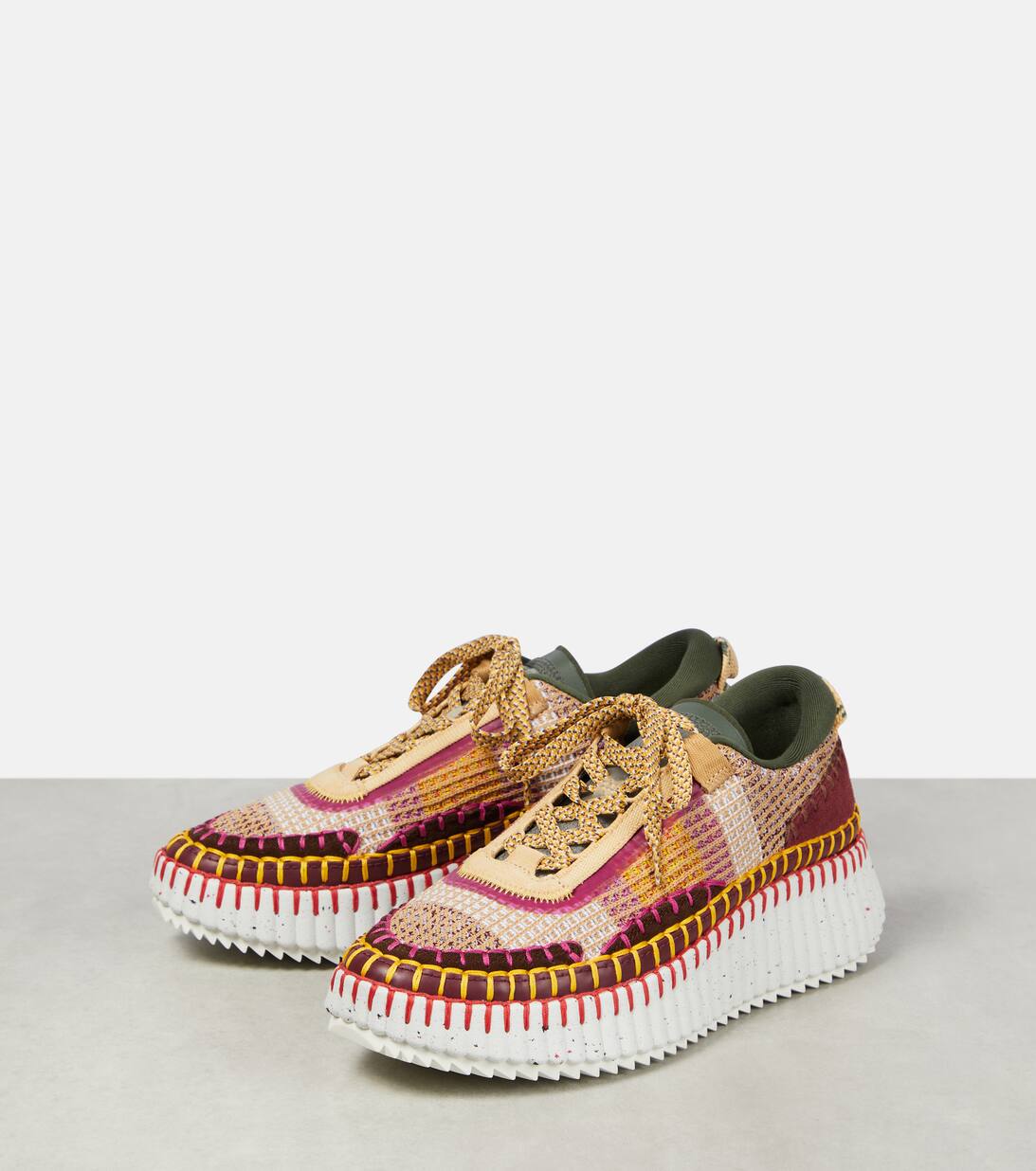 Nama Mesh Sneakers in Brown - Chloe | Mytheresa