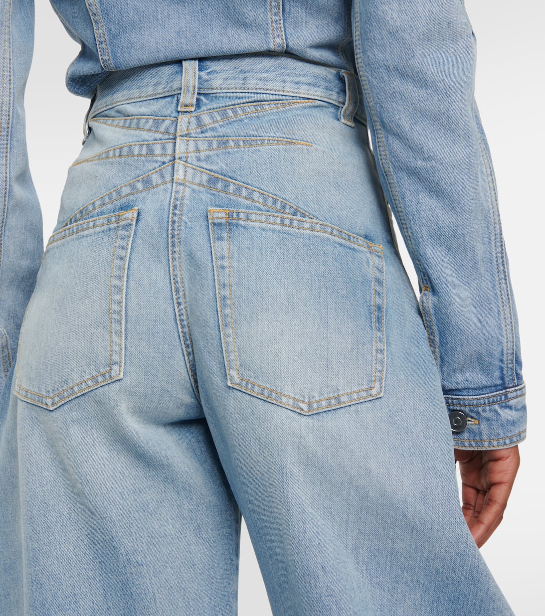 High Rise Barrel Leg Jeans in Blue - Alaia | Mytheresa