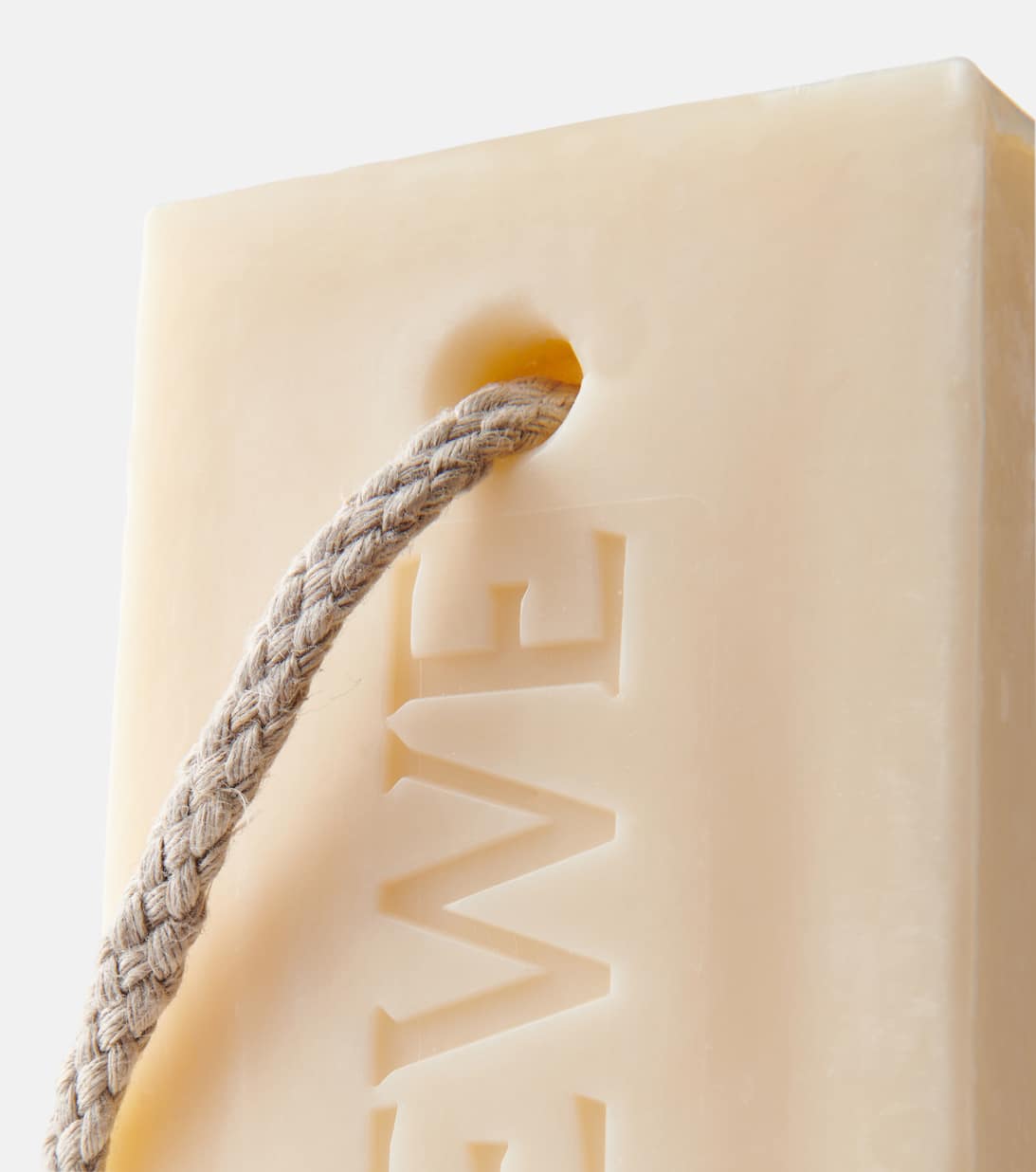 Oregano Bar Soap in Beige - Loewe Home Scents | Mytheresa
