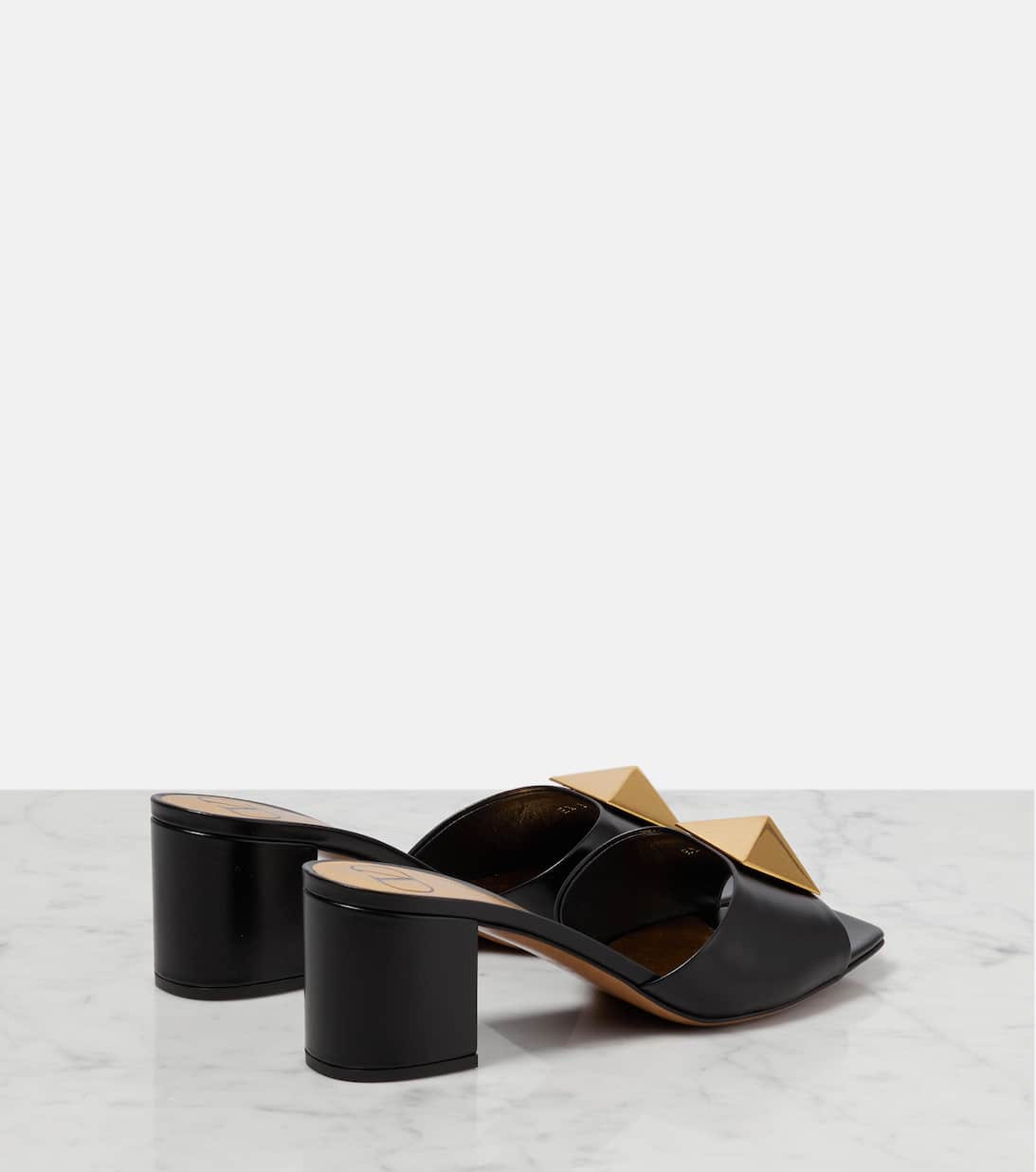 One Stud Leather Mules in Black - Valentino Garavani | Mytheresa