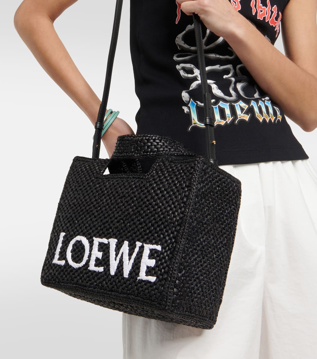 Logo Woven Tote Bag in Black - Loewe | Mytheresa
