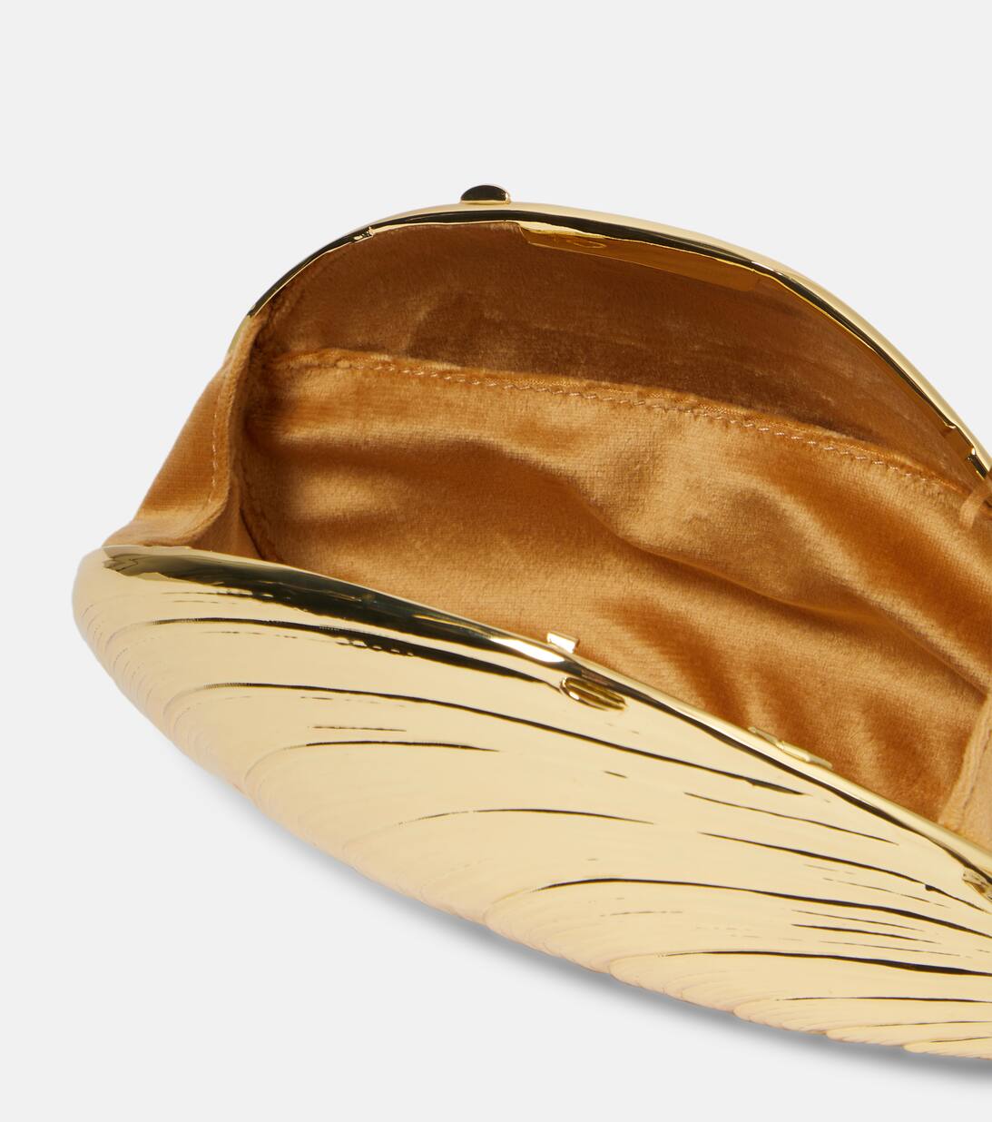 Bridget Metal Shell Clutch in Gold - Simkhai | Mytheresa