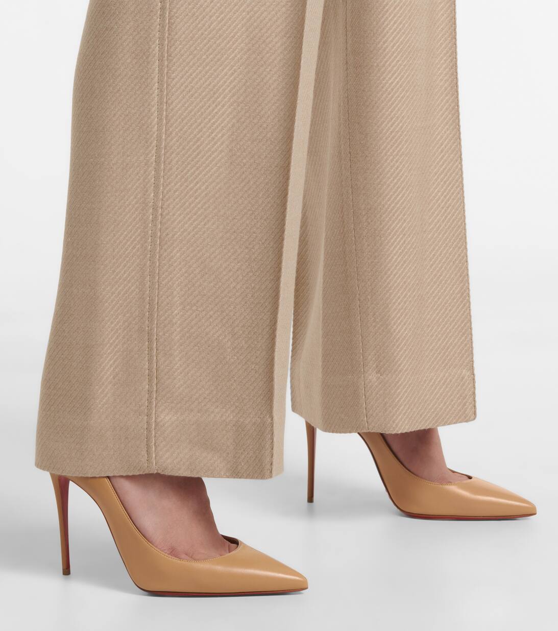 Kate 100 Leather Pumps in Beige - Christian Louboutin | Mytheresa