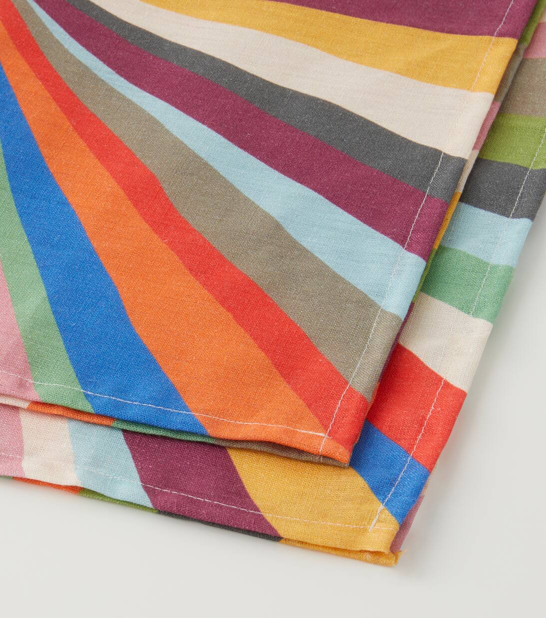 Rainbow Rays Large Set Of 2 Napkins in Multicoloured - La Double J ...
