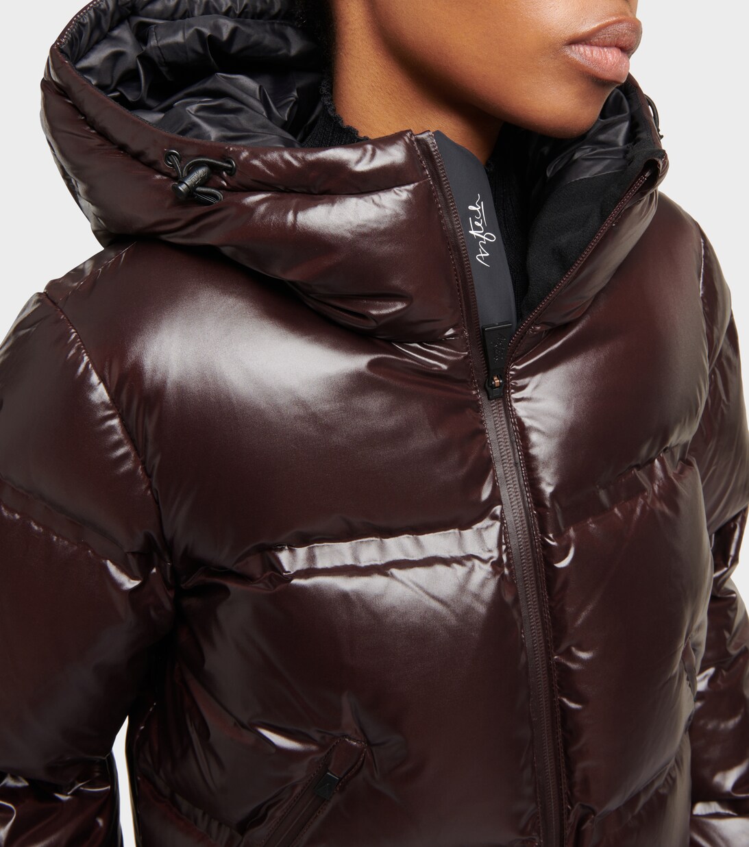 Minnie Cropped Down Ski Jacket in Brown - Aztech Mountain | Mytheresa