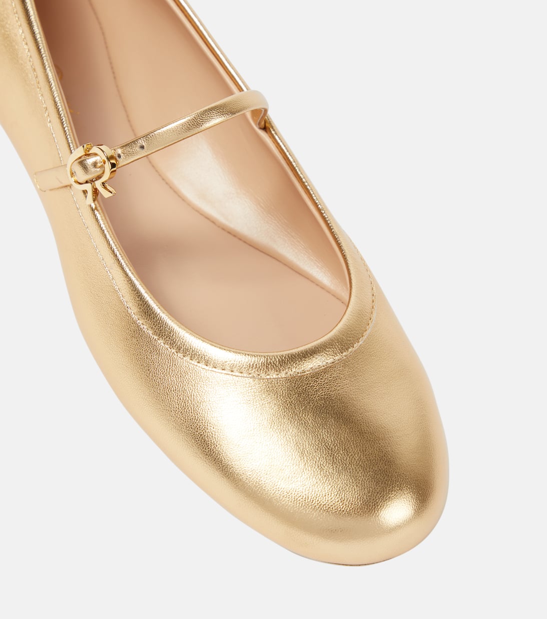 Carla Metallic Leather Ballet Flats in Gold - Gianvito Rossi | Mytheresa