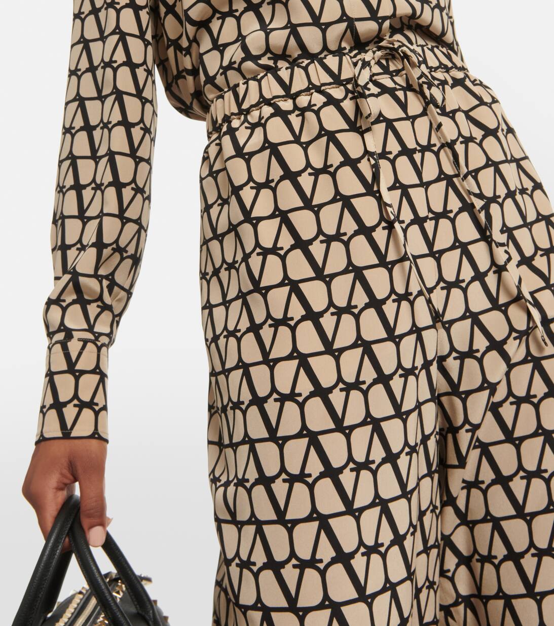 Toile Iconographe Silk Wide Leg Pants in Beige - Valentino | Mytheresa