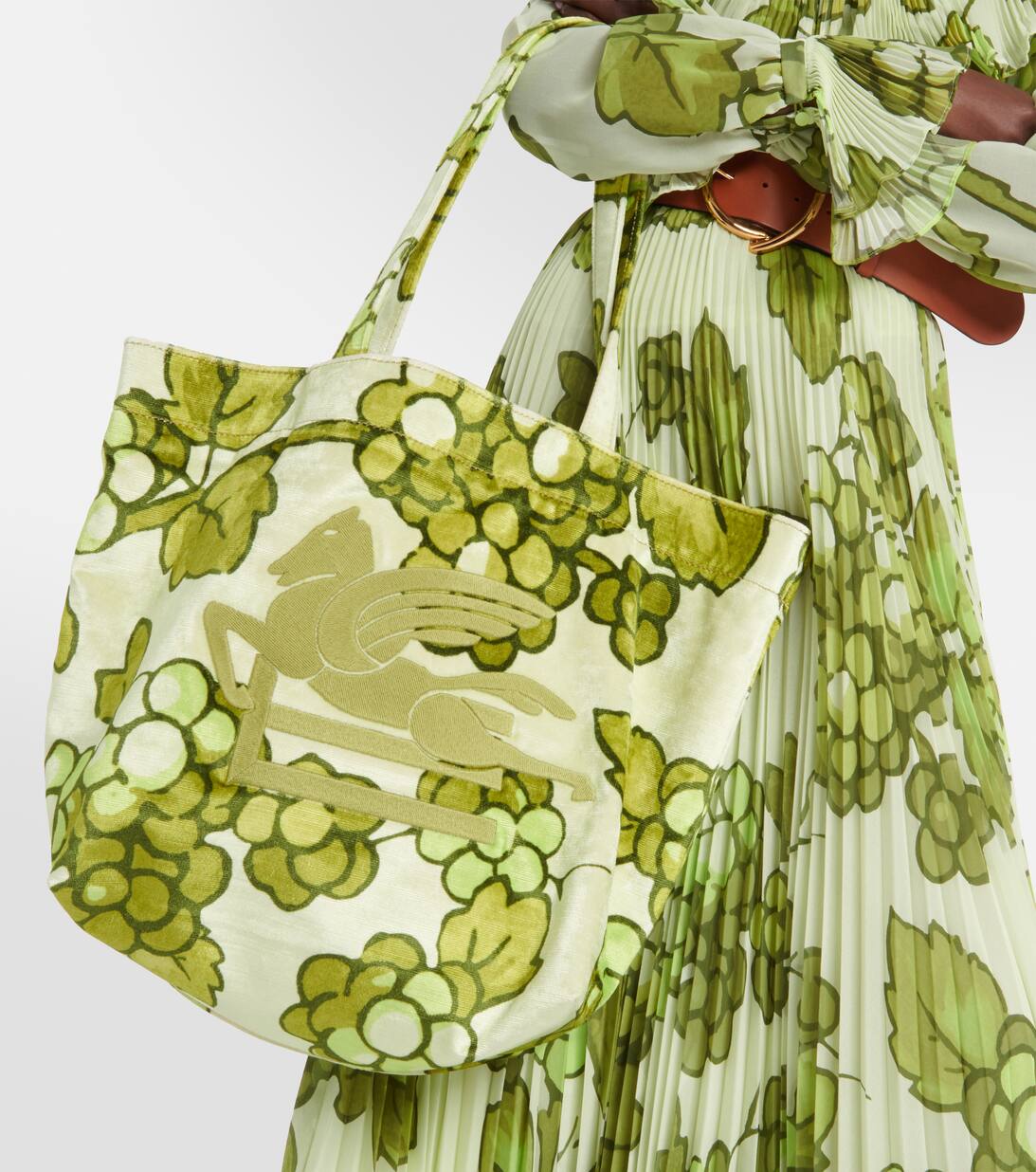 Pegaso Leather Trimmed Tote Bag in Green - Etro | Mytheresa