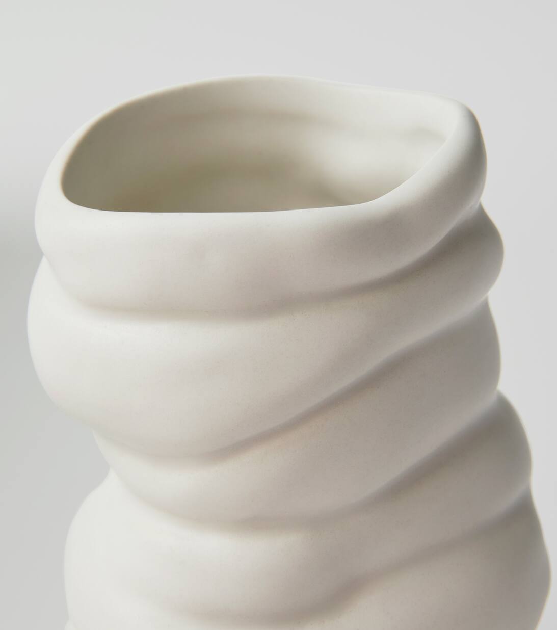 Apollo Vase in White - Completedworks | Mytheresa