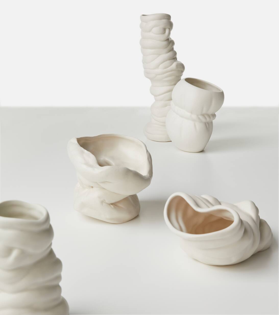 Apollo Vase in White - Completedworks | Mytheresa