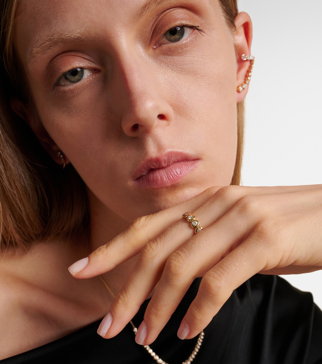 Nesting Gem 18kt gold eternity ring with diamonds in gold - Octavia ...