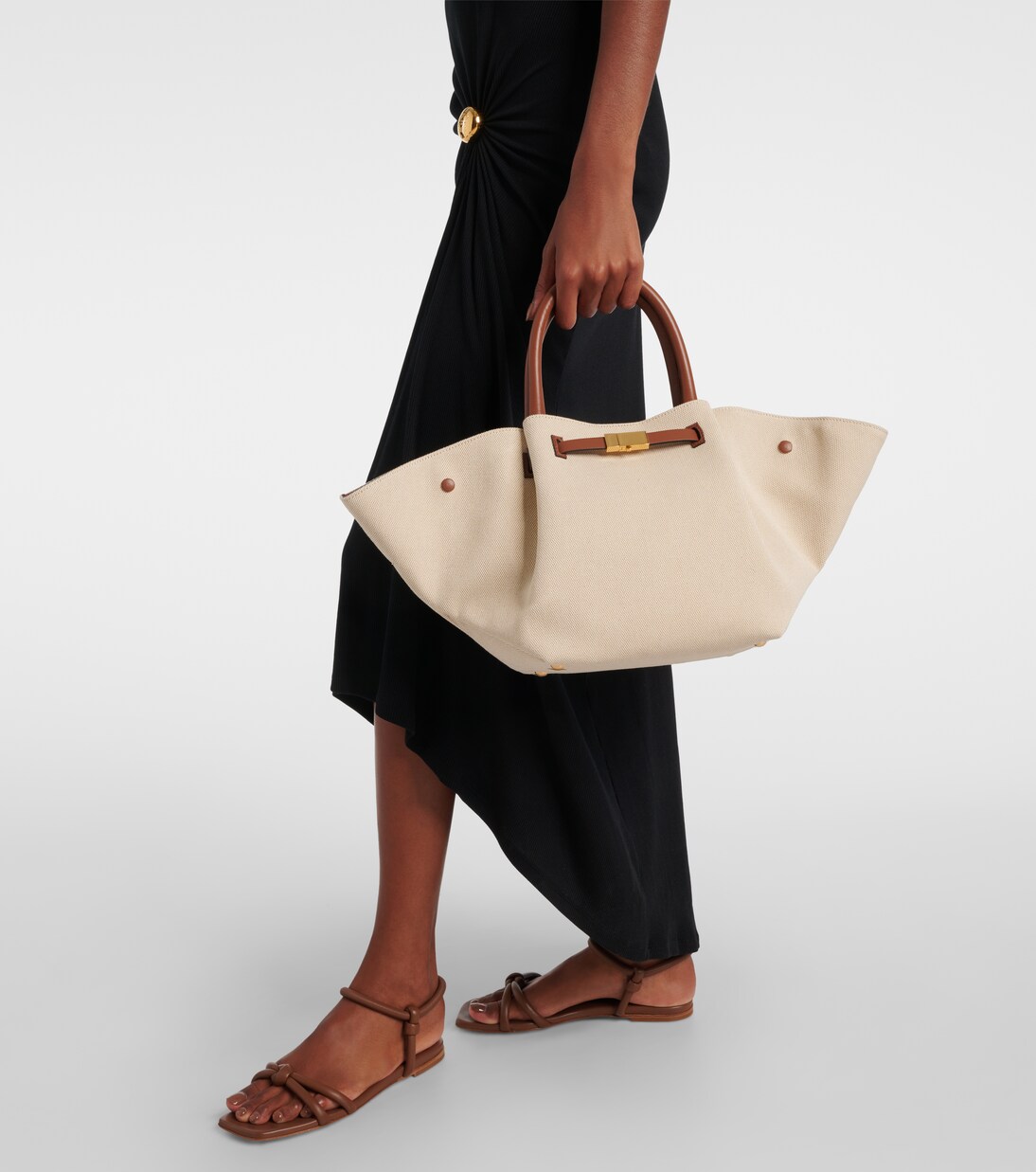 New York Midi leather-trimmed tote bag in beige - De Mellier | Mytheresa