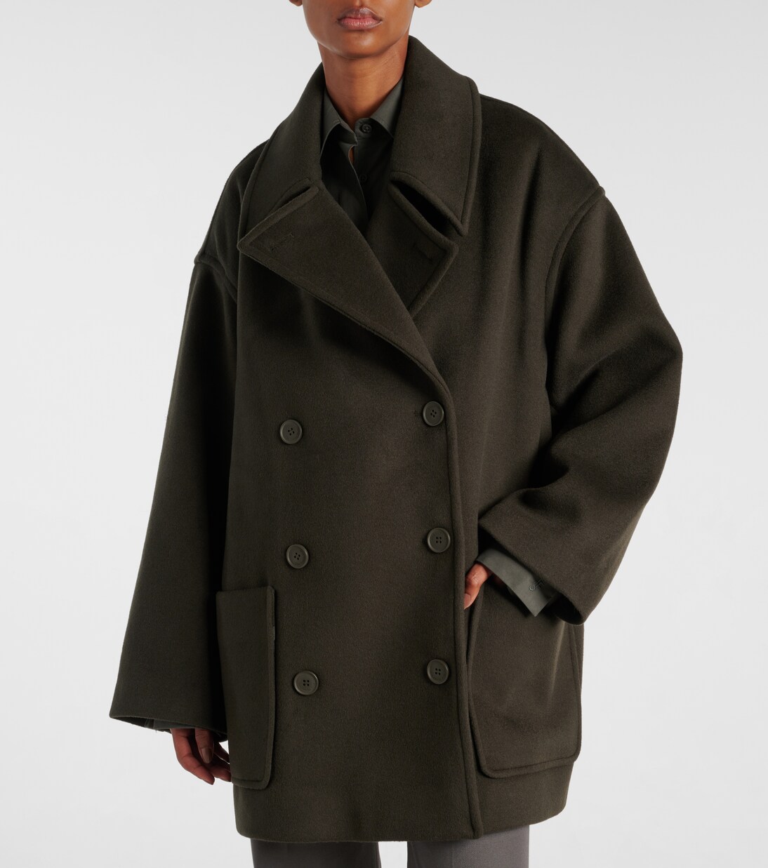 Marian oversized wool-blend peacoat in brown - The Frankie Shop | Mytheresa