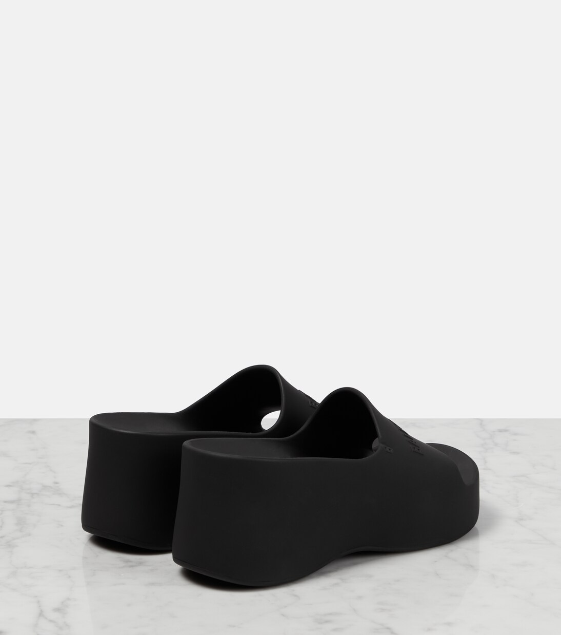 Platform slides in black - Balenciaga | Mytheresa