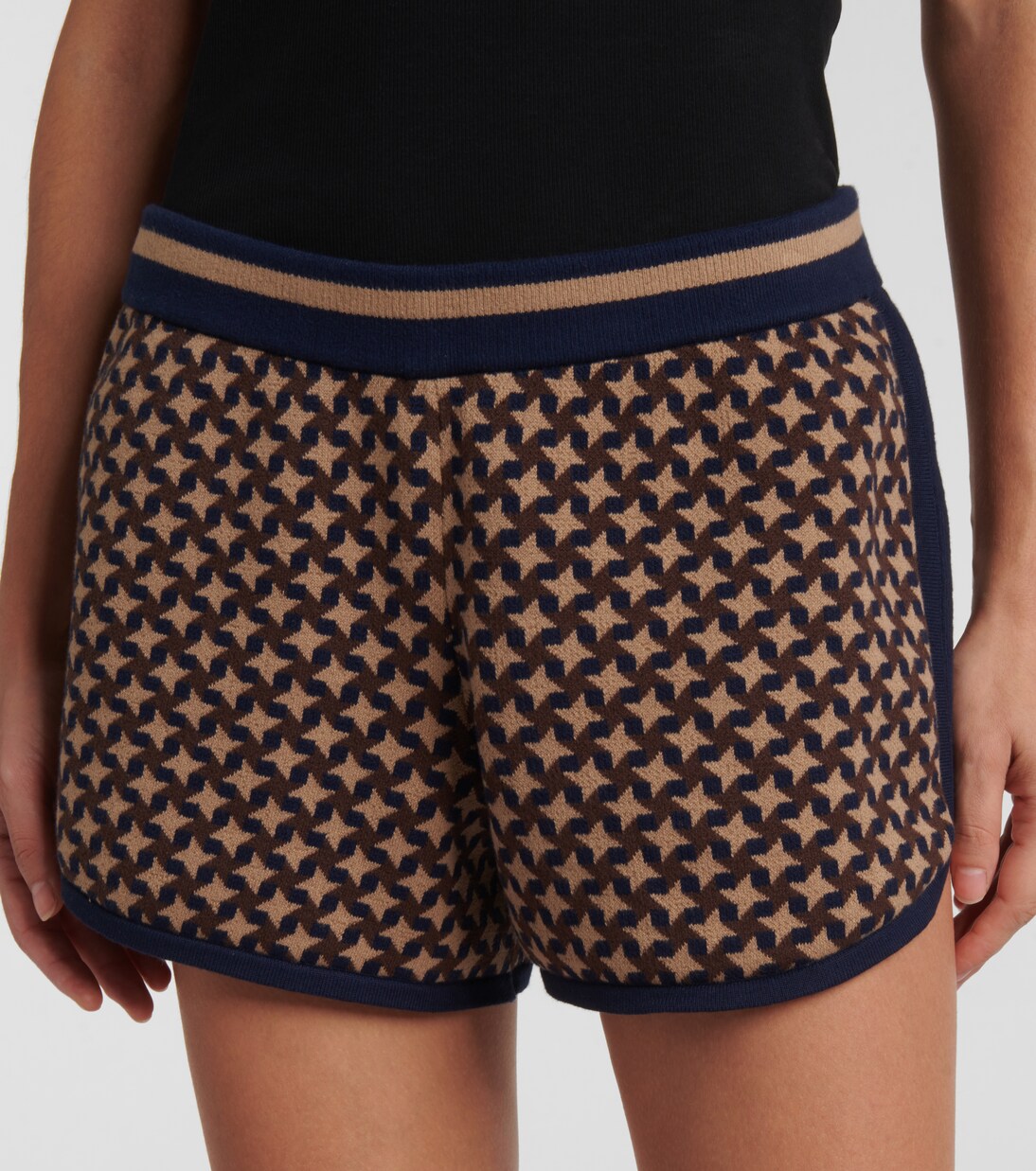 Interstella Pierre jacquard shorts in brown - The Upside | Mytheresa