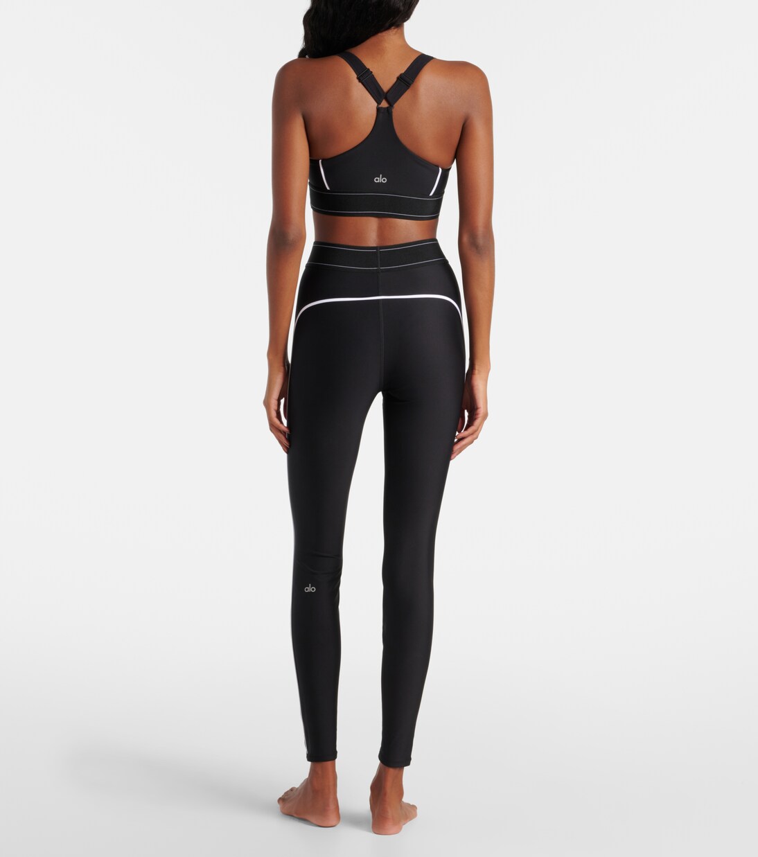 Airlift Suit Up sports bra in black - Alo Yoga | Mytheresa