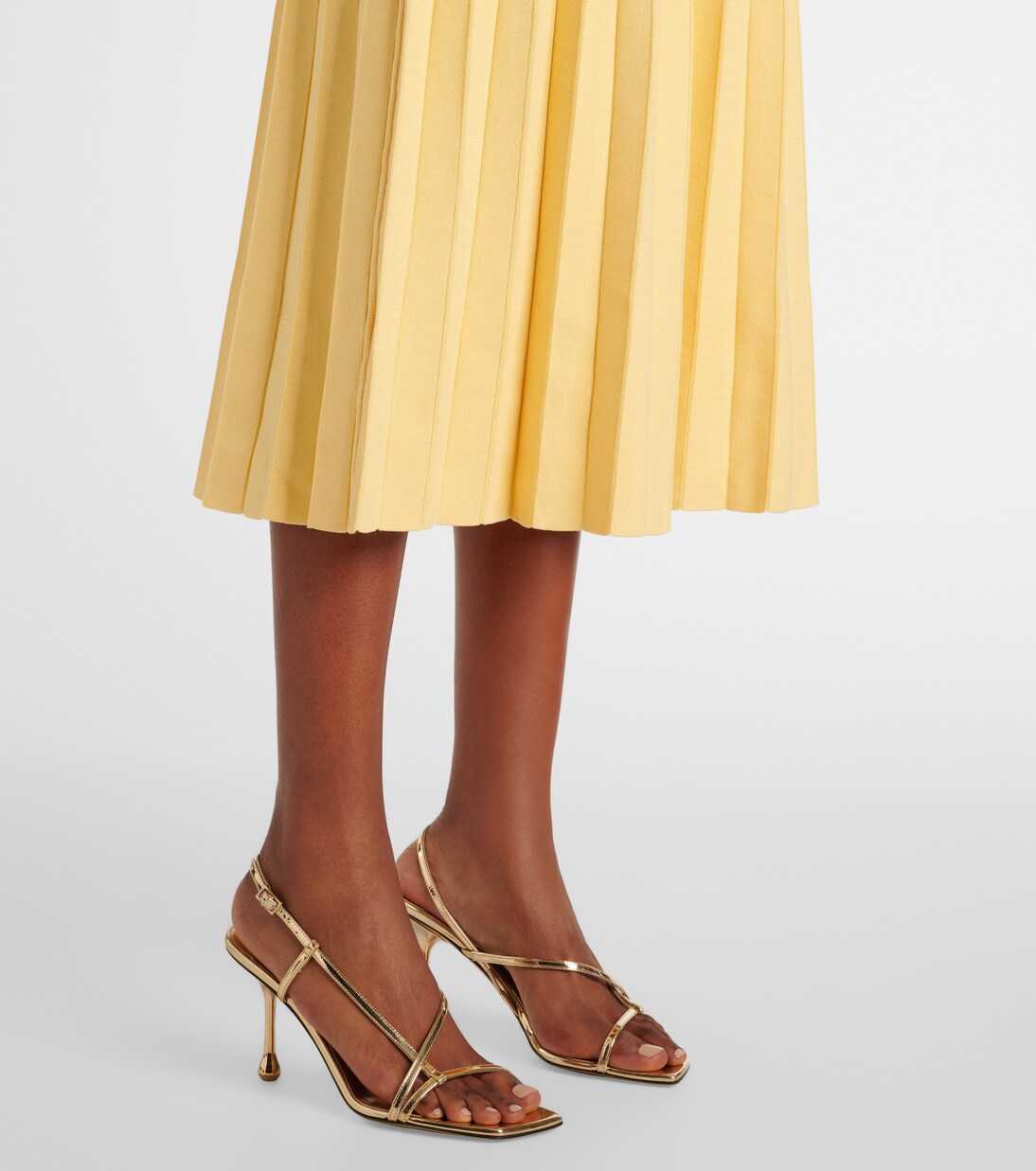 Ellison pleated midi dress in yellow - Staud | Mytheresa