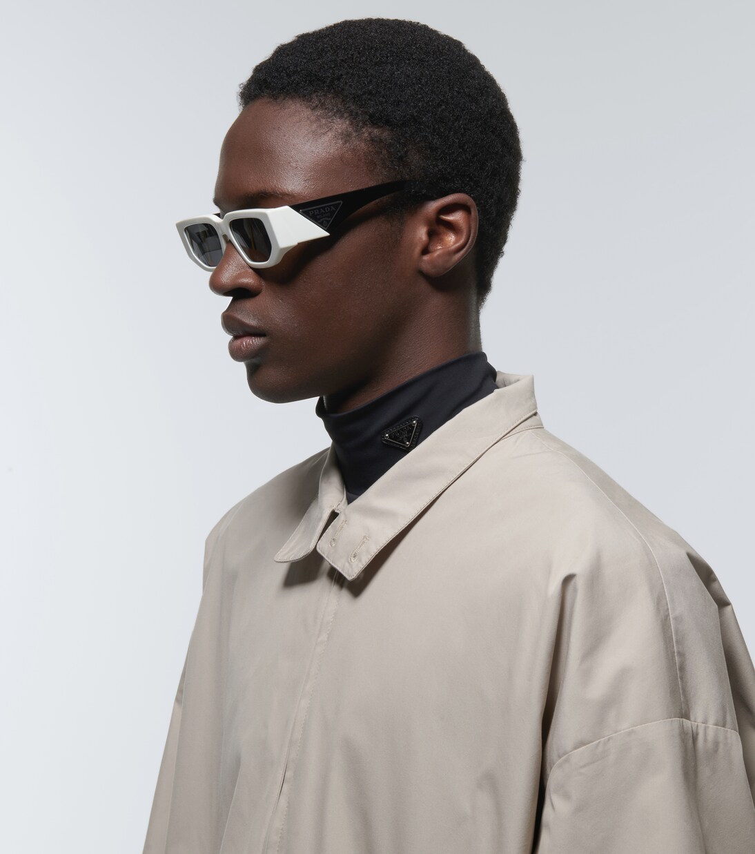 PR 09ZS rectangular sunglasses in white - Prada | Mytheresa