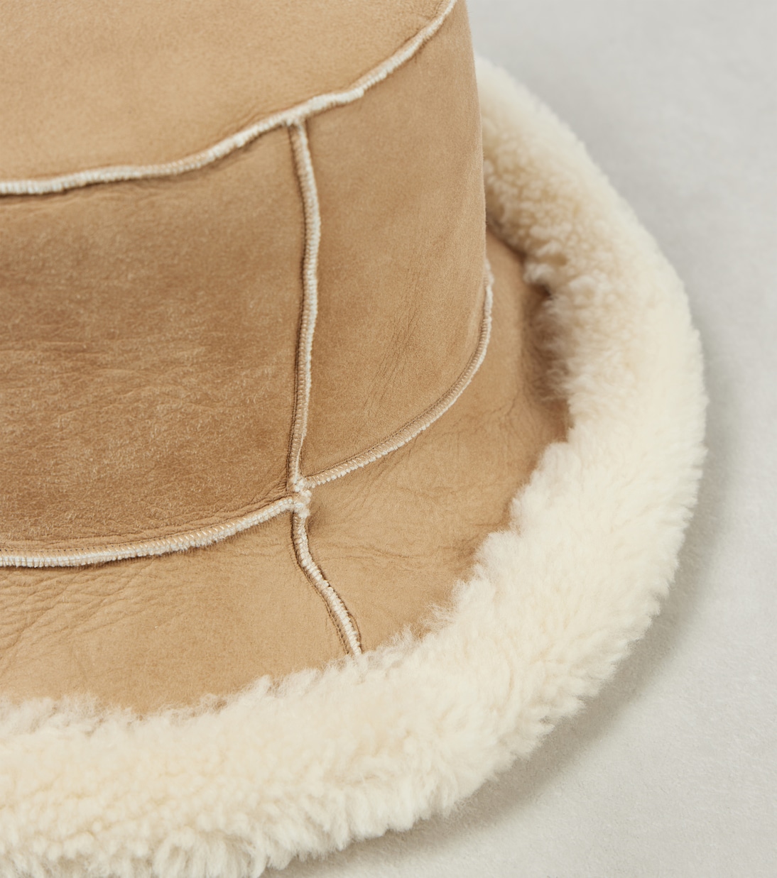 Reversible shearling bucket hat in brown - Brunello Cucinelli | Mytheresa