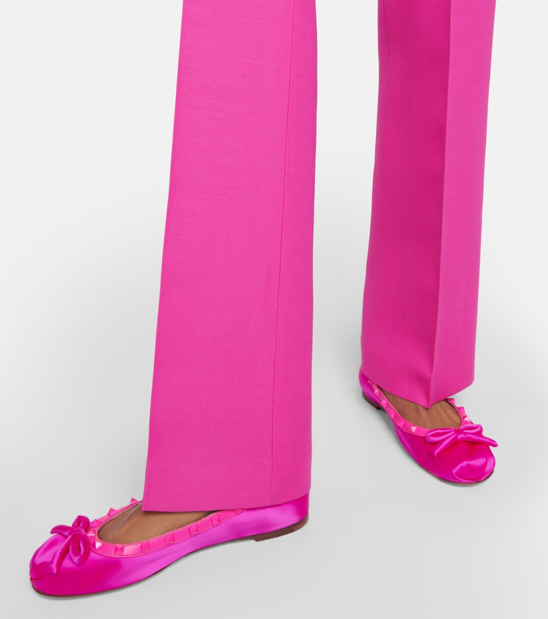Rockstud satin ballet flats in pink - Valentino Garavani | Mytheresa