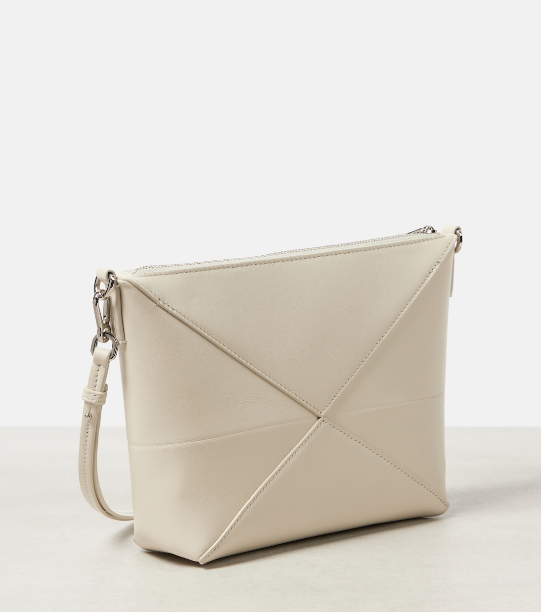 Puzzle Fold leather shoulder bag in white - Loewe | Mytheresa