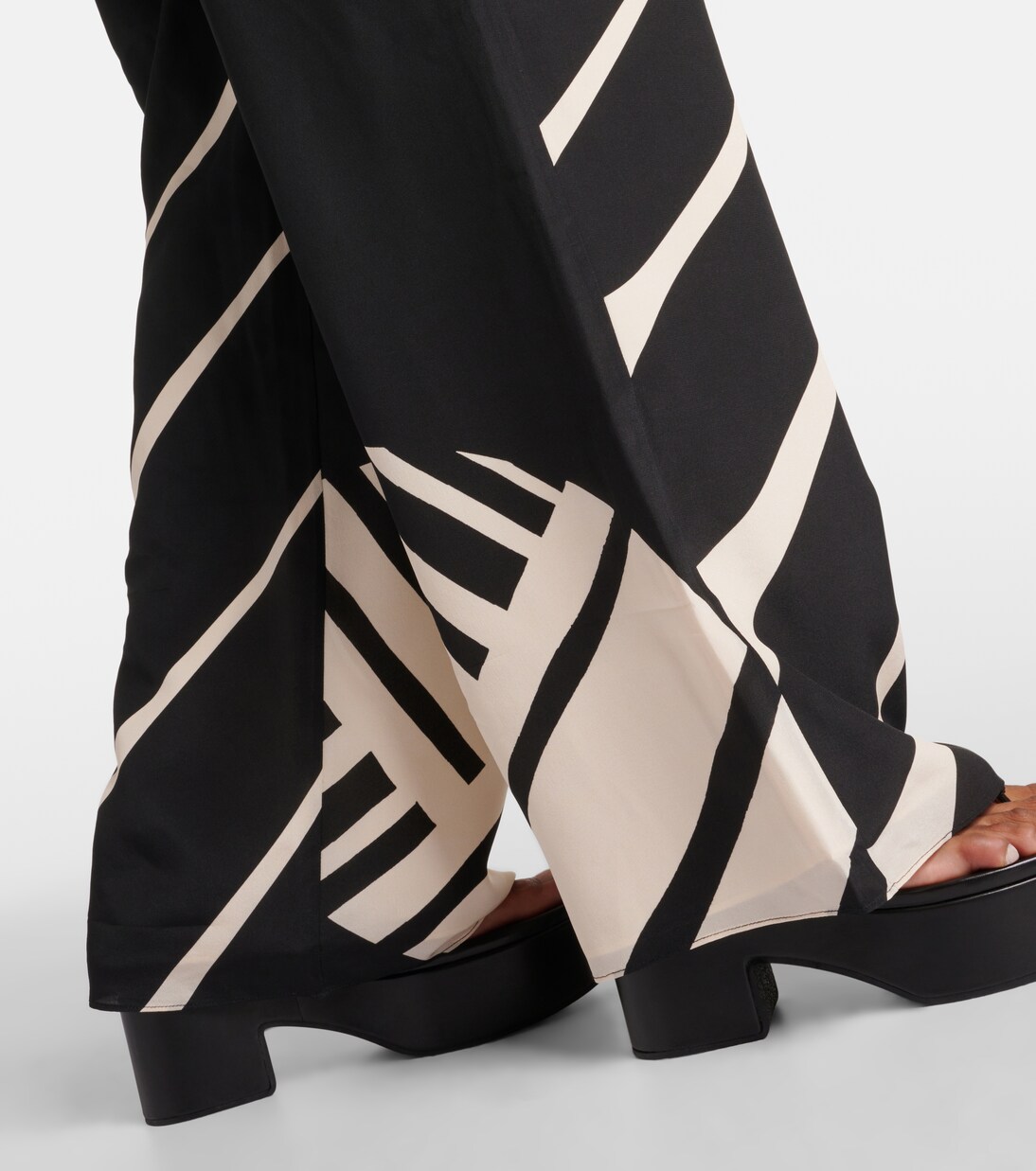 Printed mid-rise silk wide-leg pants in multicoloured - SIR | Mytheresa