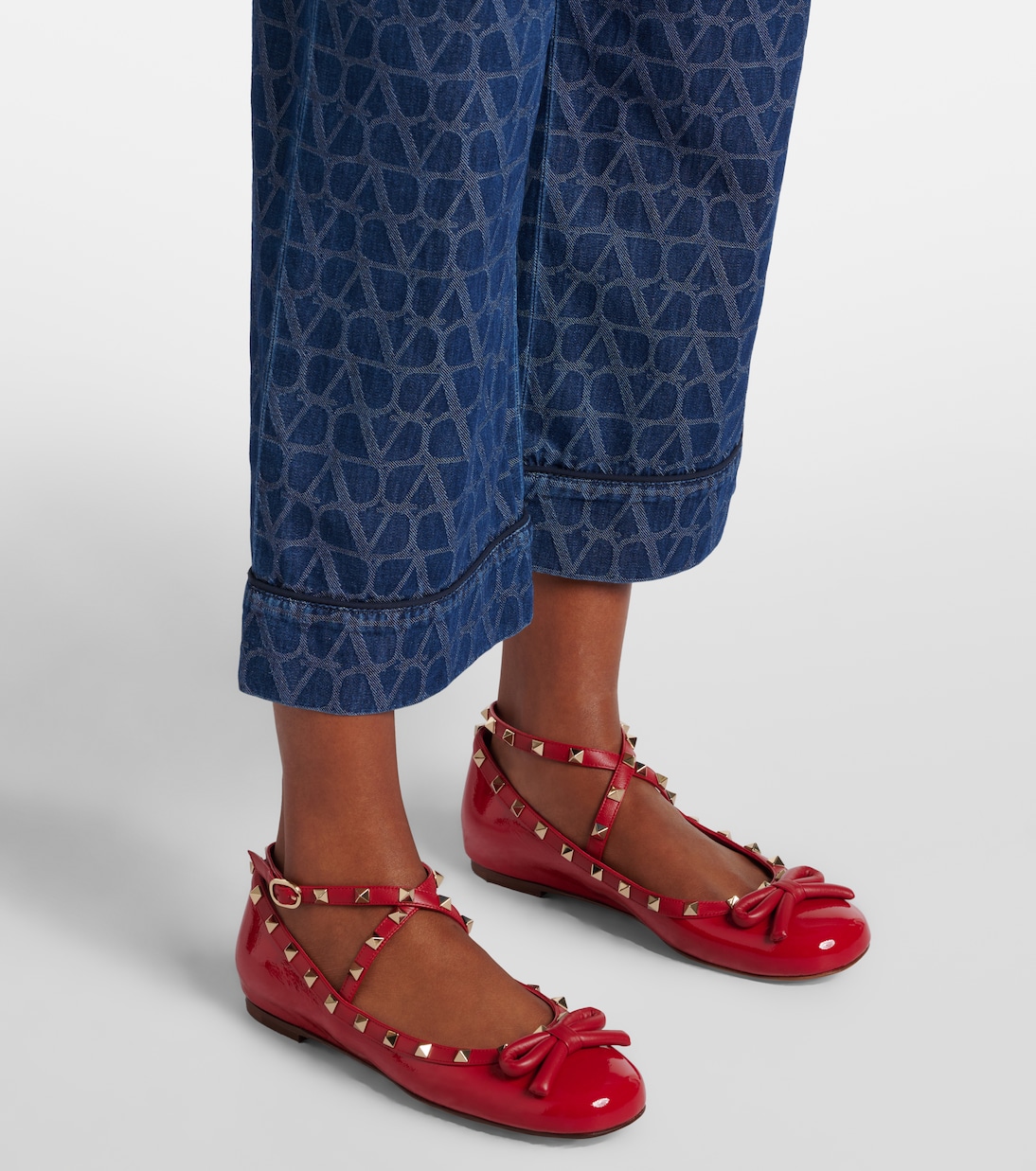 Rockstud leather ballet flats in red - Valentino Garavani | Mytheresa