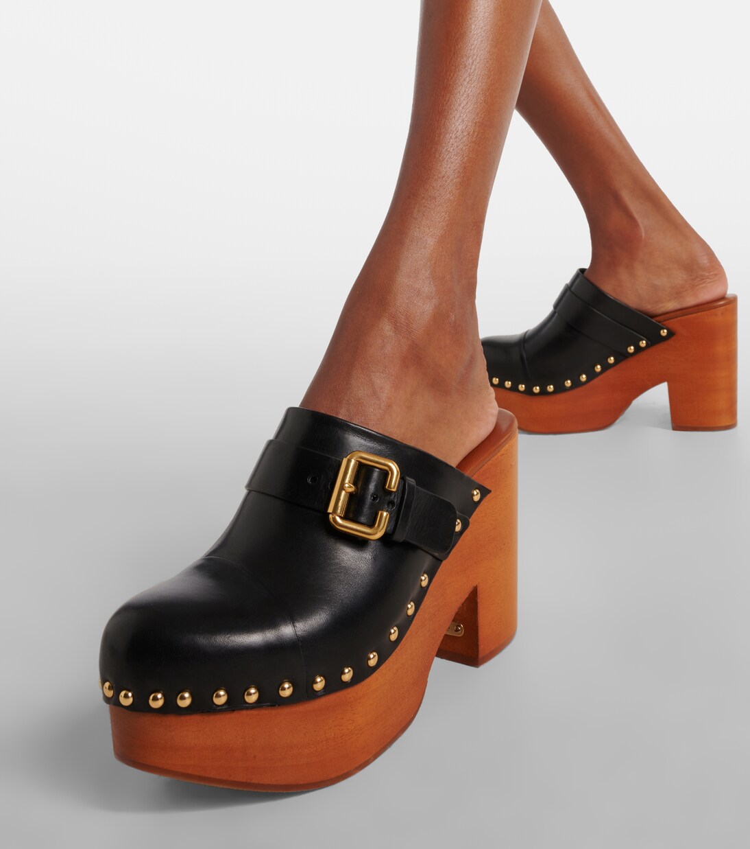 Jeannette studded leather clogs in black - Chloe | Mytheresa