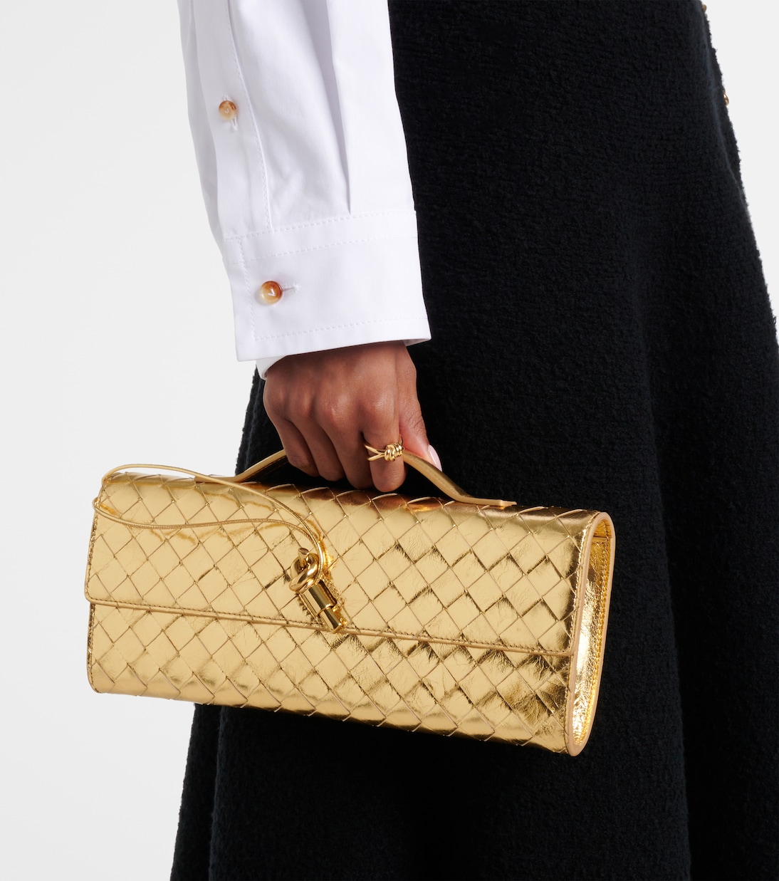 Andiamo Intrecciato metallic leather clutch in gold - Bottega Veneta ...