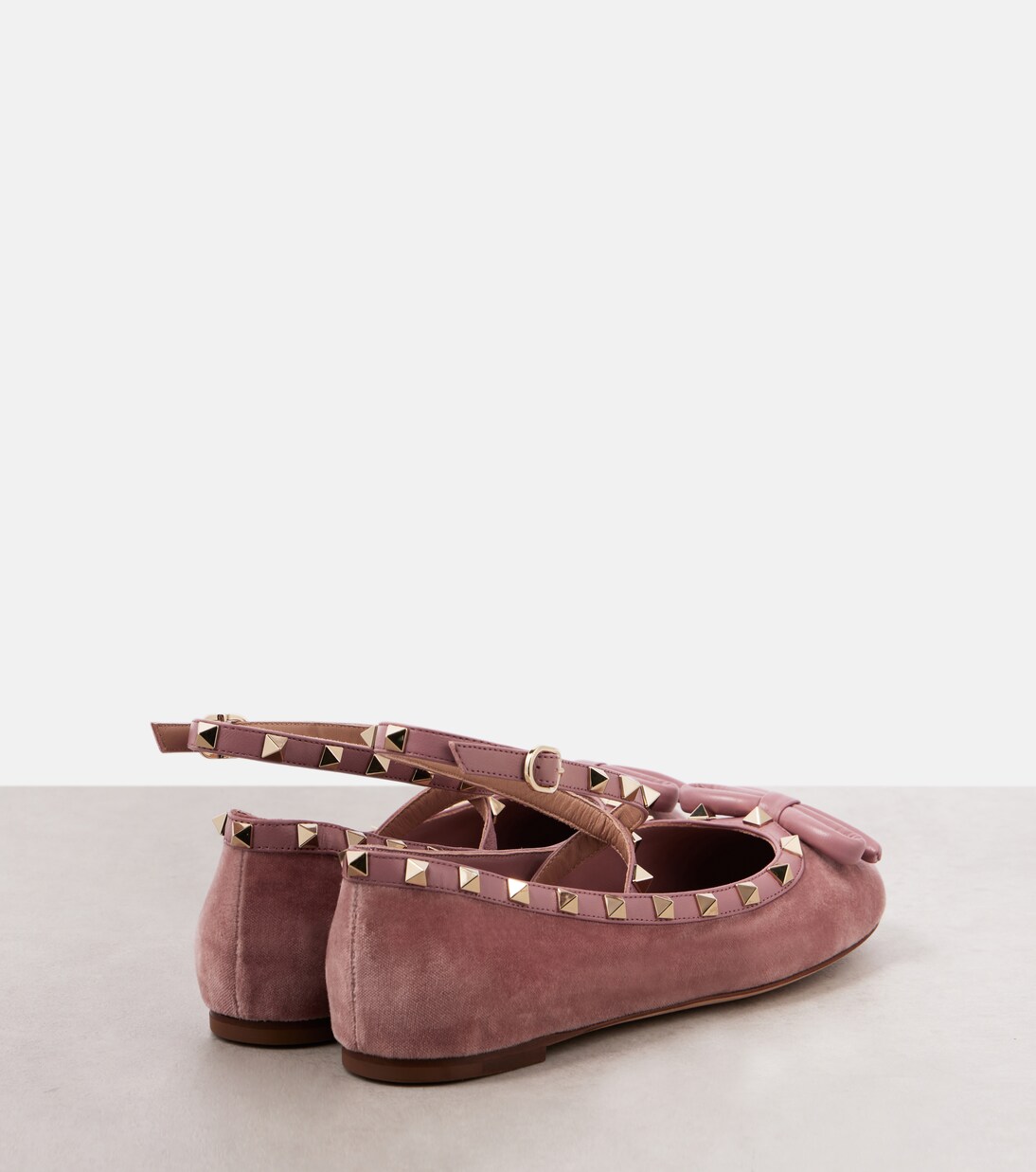 Rockstud velvet ballet flats in pink - Valentino Garavani | Mytheresa