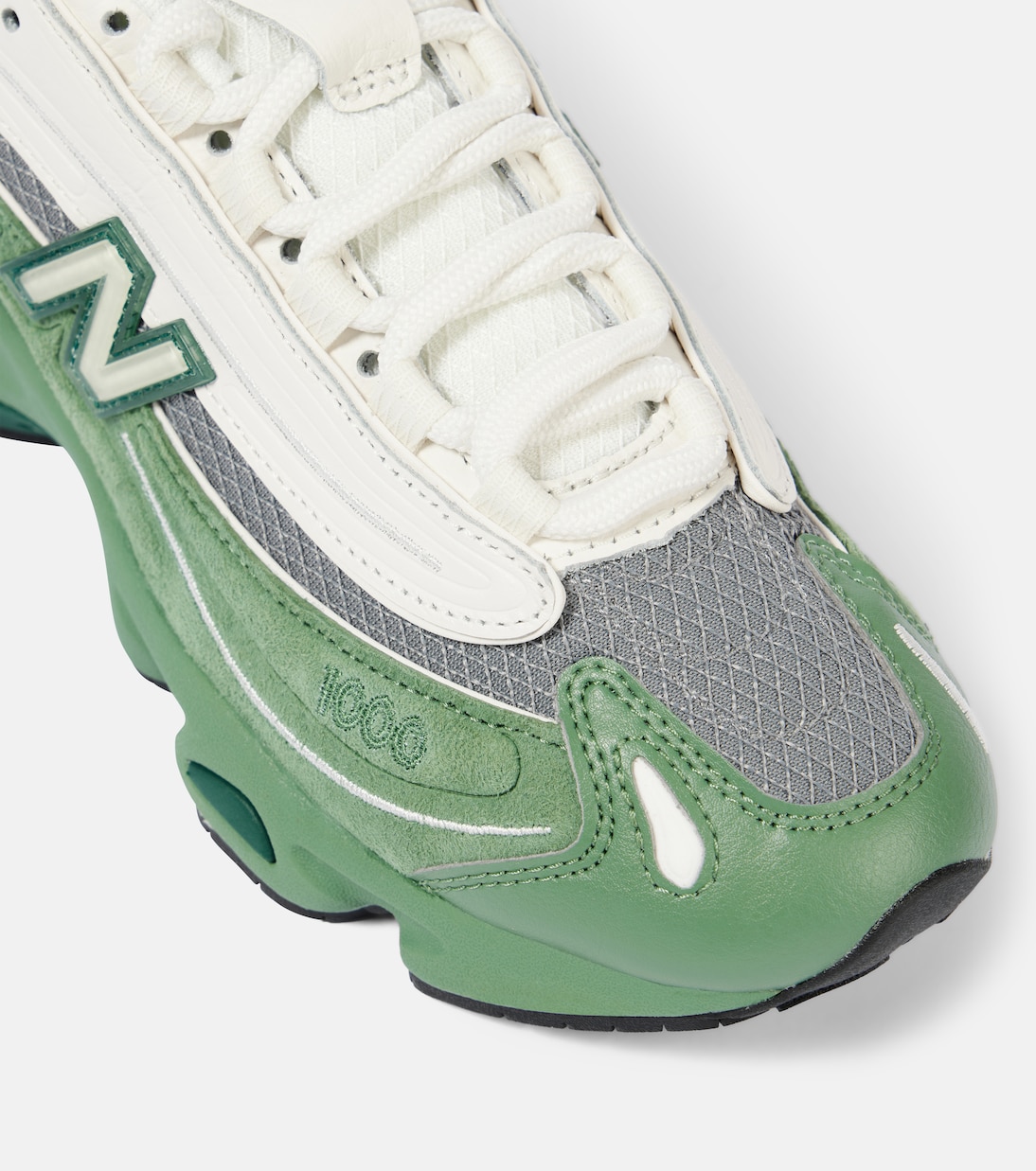 1000 colorblocked leather sneakers in green - New Balance | Mytheresa