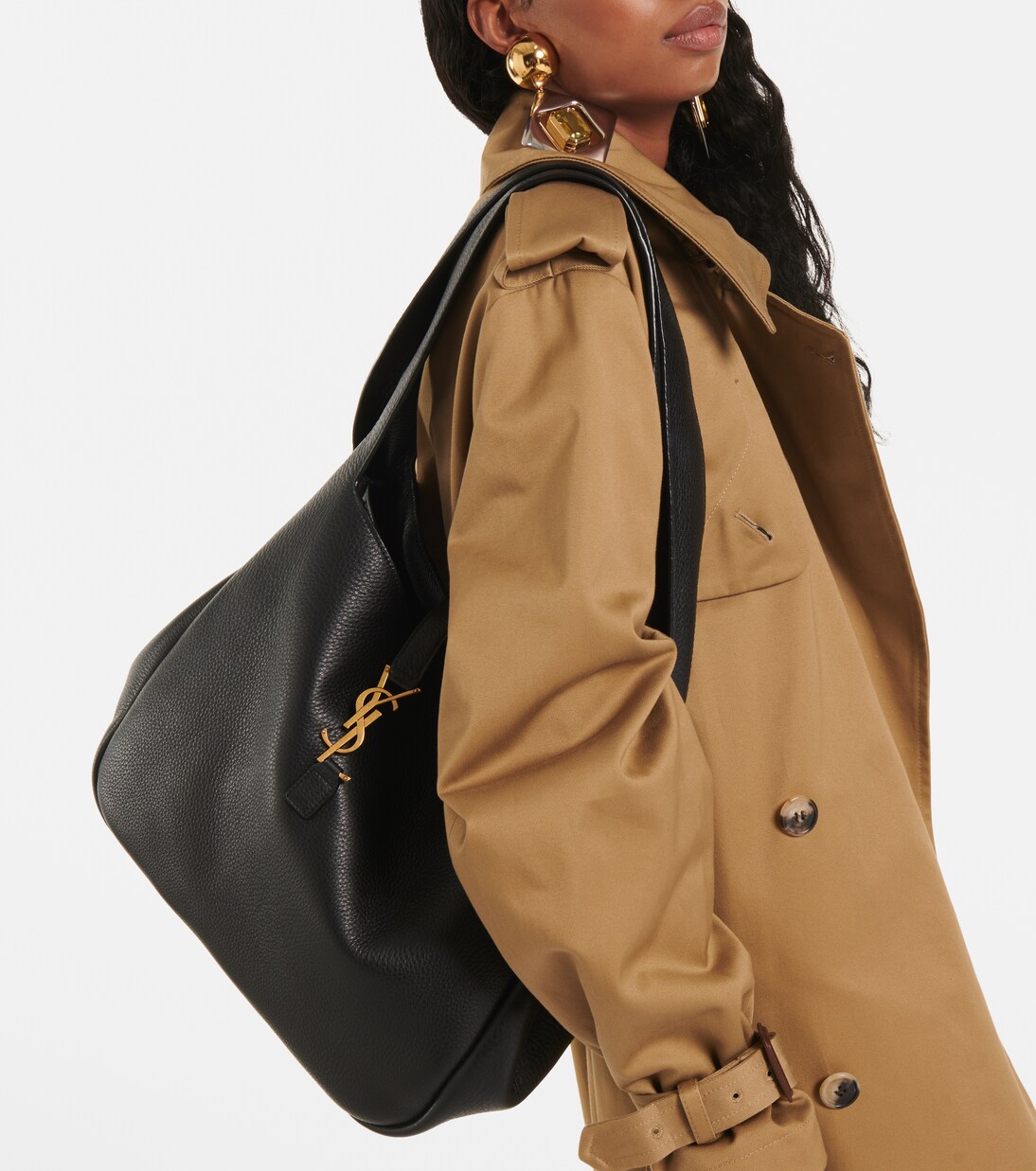 Le 5 À 7 Bea leather tote bag in black - Saint Laurent | Mytheresa