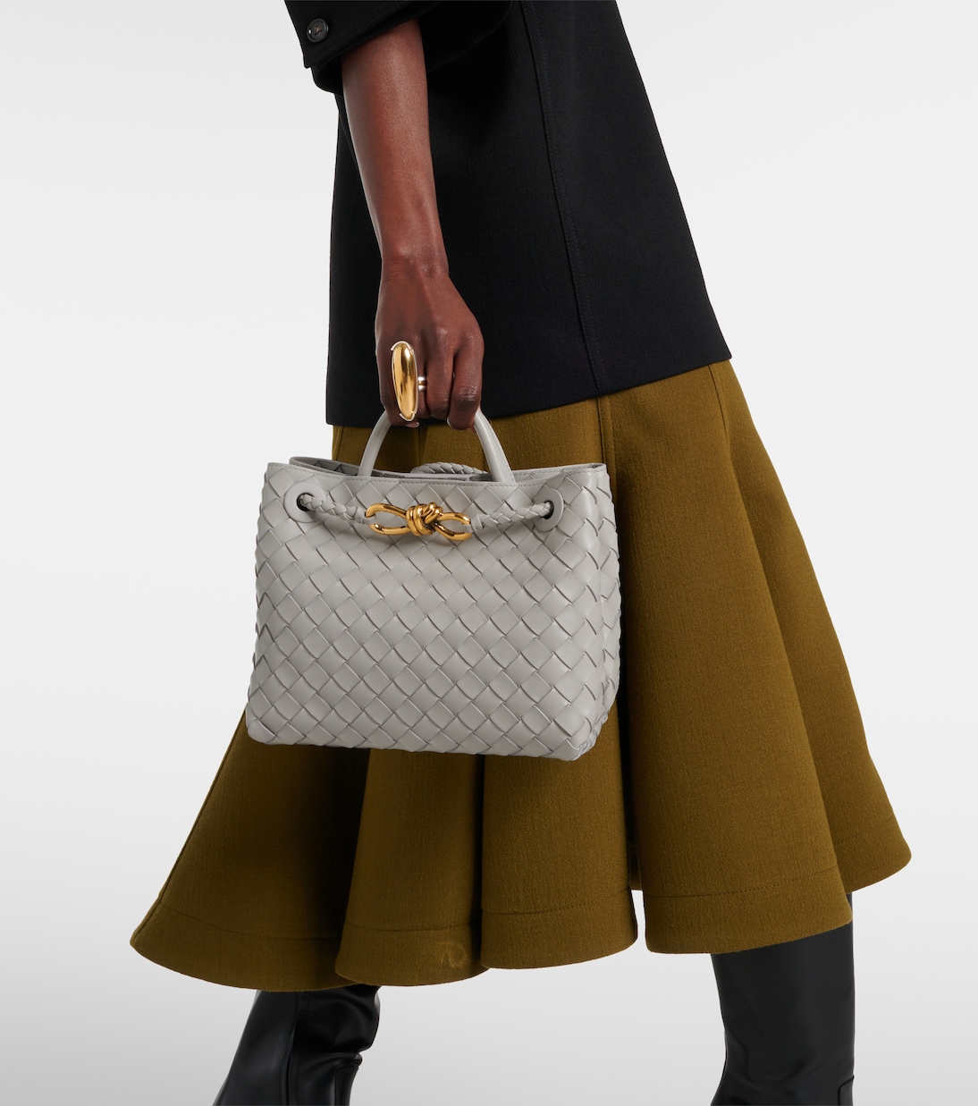 Andiamo Small leather tote bag in white - Bottega Veneta | Mytheresa