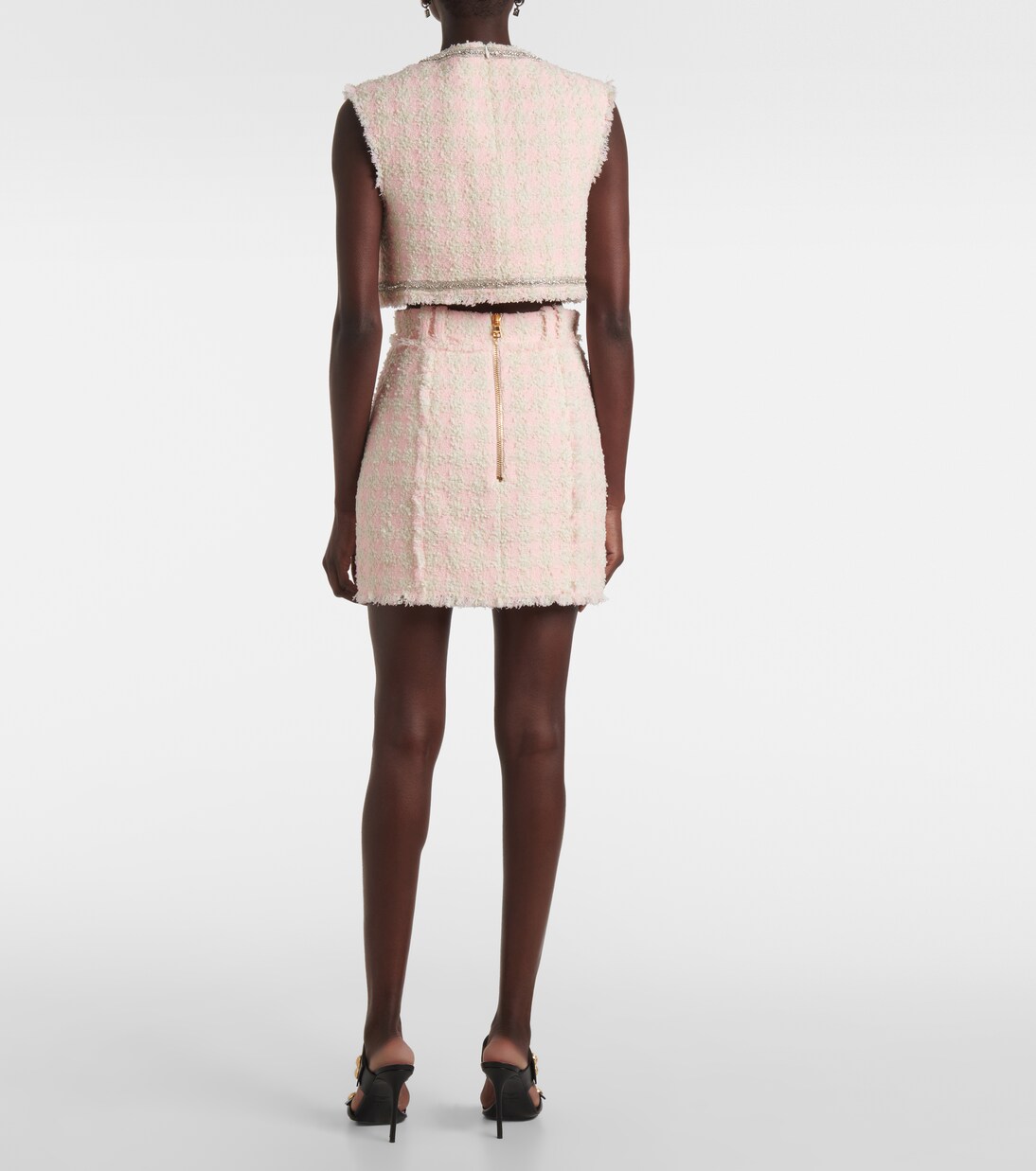 Logo embellished bouclé crop top in pink - Balmain | Mytheresa