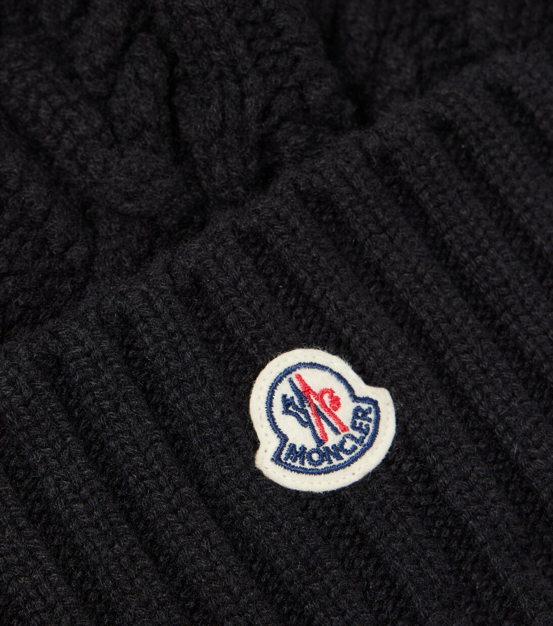 Gorro de lana y cachemir con logo en negro - Moncler | Mytheresa