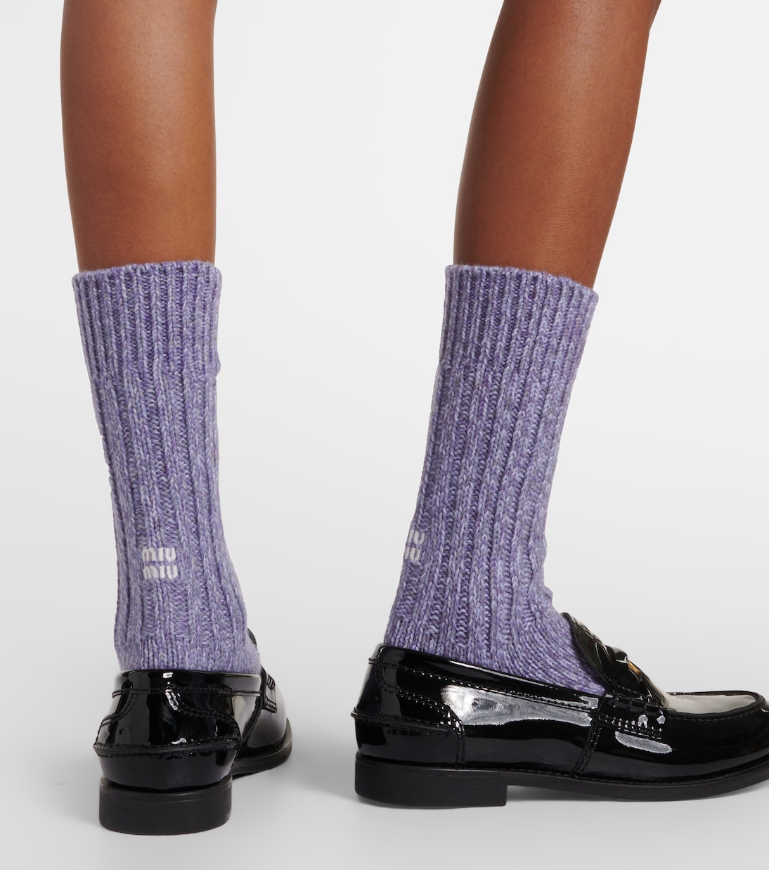 Logo cashmere and wool socks in purple - Miu Miu | Mytheresa