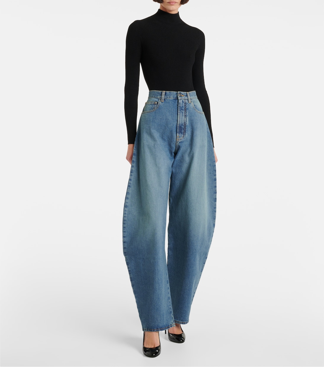 High-rise barrel-leg jeans in blue - Alaia | Mytheresa