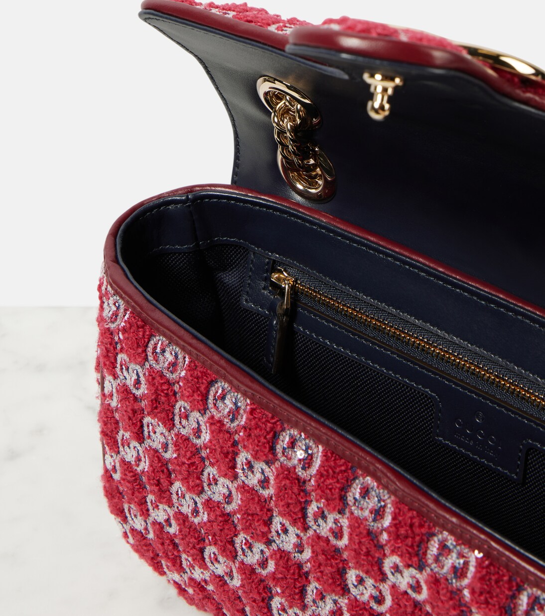 GG Marmont Medium bouclé shoulder bag in red - Gucci | Mytheresa