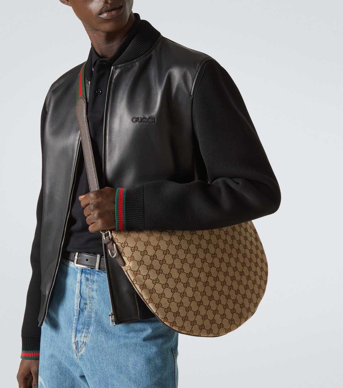 Gucci B GG Canvas Medium shoulder bag in beige - Gucci | Mytheresa