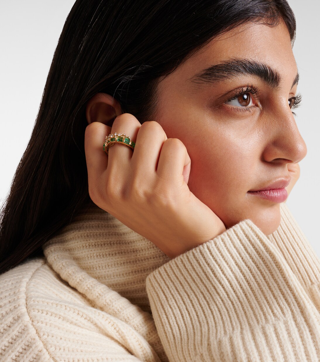 Scatter 18kt gold ring with emeralds and diamonds in gold - Ananya | Mytheresa