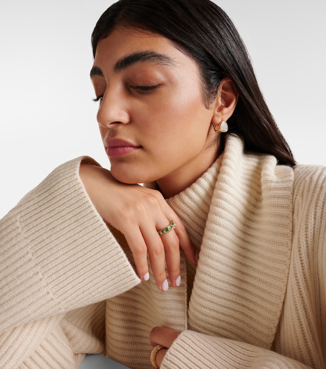 Scatter 18kt gold ring with emeralds and diamonds in gold - Ananya ...