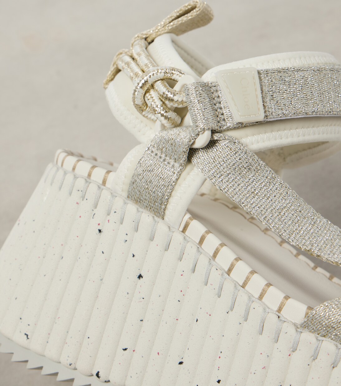 Nama metallic wedge sandals in silver - Chloe | Mytheresa