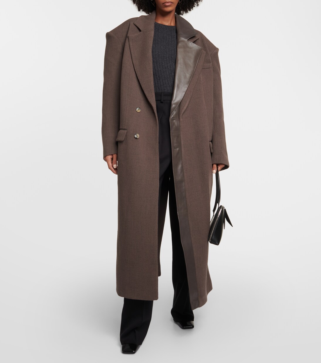 Dundee oversized wool-blend coat in brown - The Mannei | Mytheresa