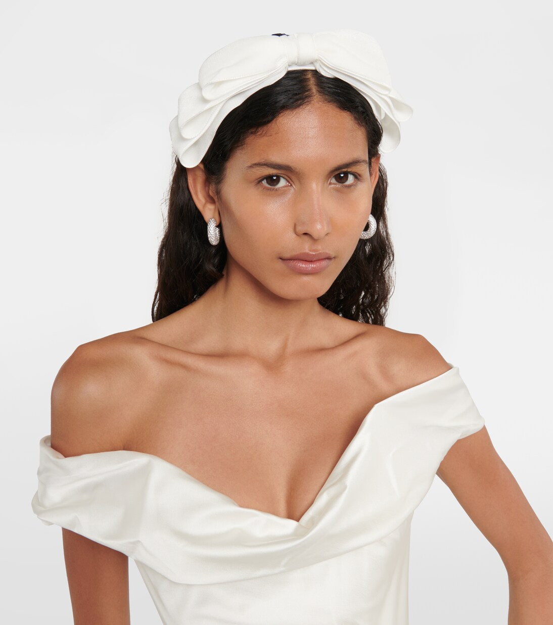 Bridal Katya velvet bow headband in white - Jennifer Behr | Mytheresa