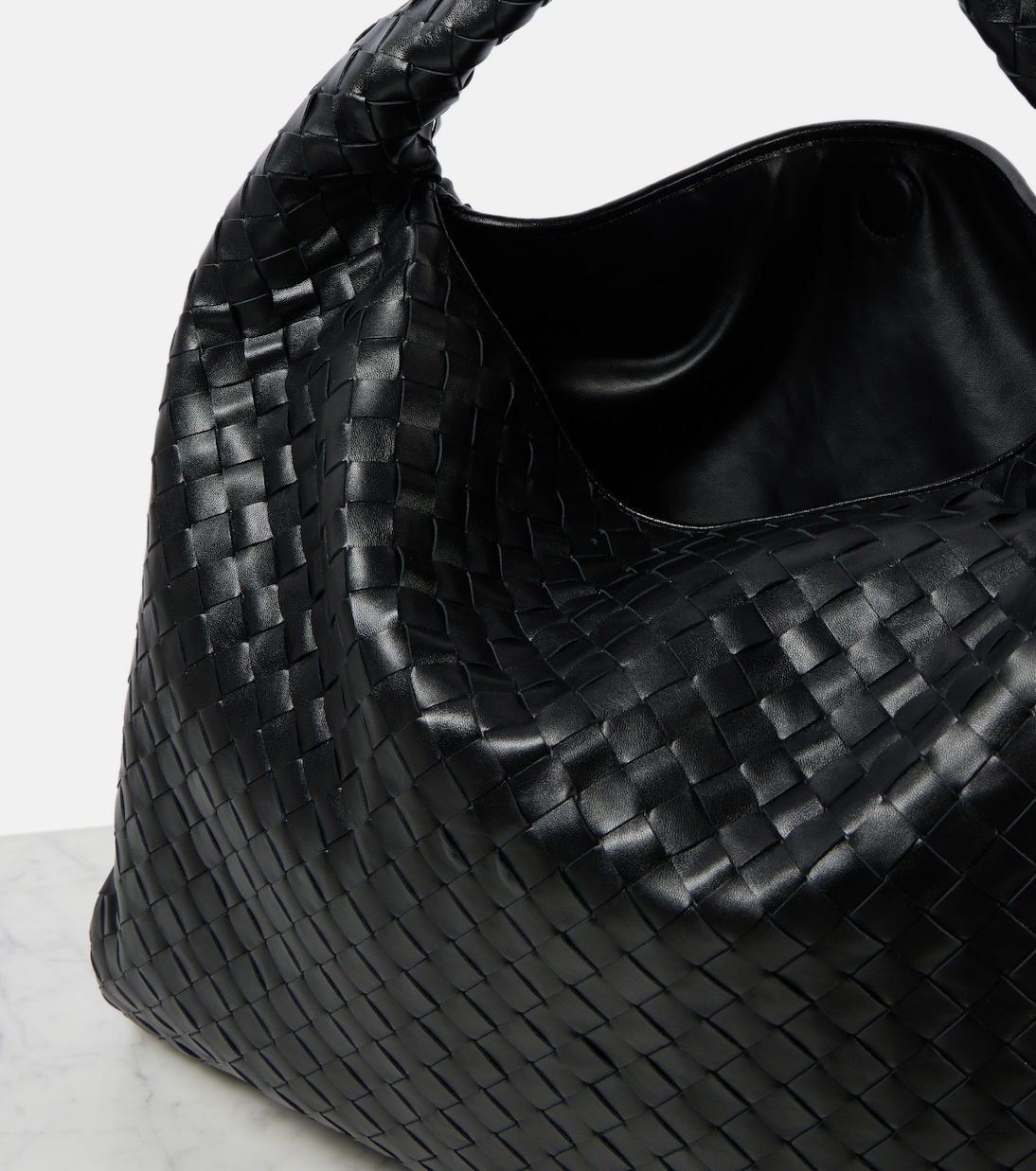 Hop Large leather tote bag in black - Bottega Veneta | Mytheresa
