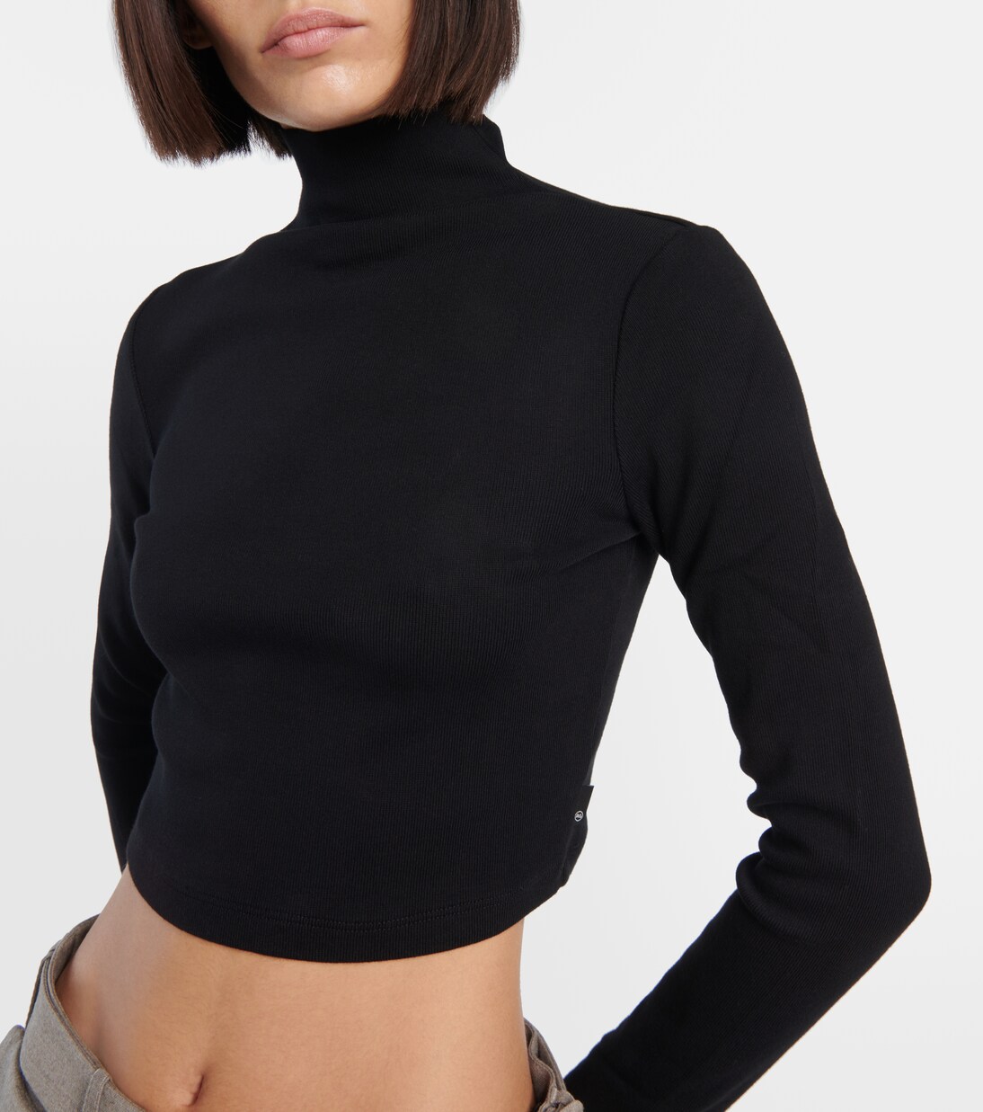 x EmRata Kathryn turtleneck cropped top in black - AG Jeans | Mytheresa
