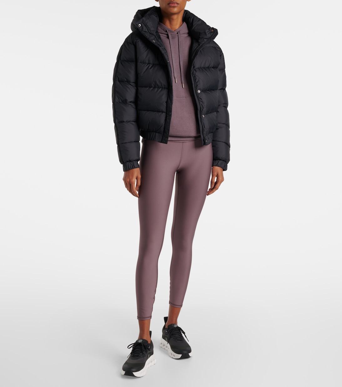 Puffer jacket in black - Alo Yoga | Mytheresa