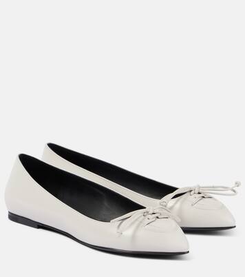 Leather ballet flats in white - Alaia | Mytheresa